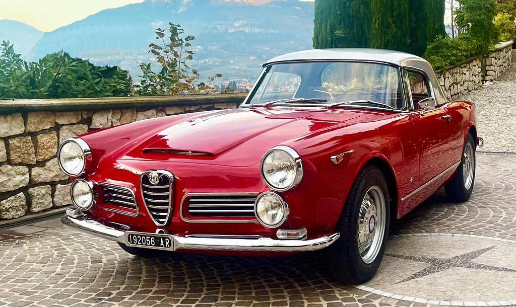 AR * 191269 * - Alfa Romeo 2600 Spider Touring